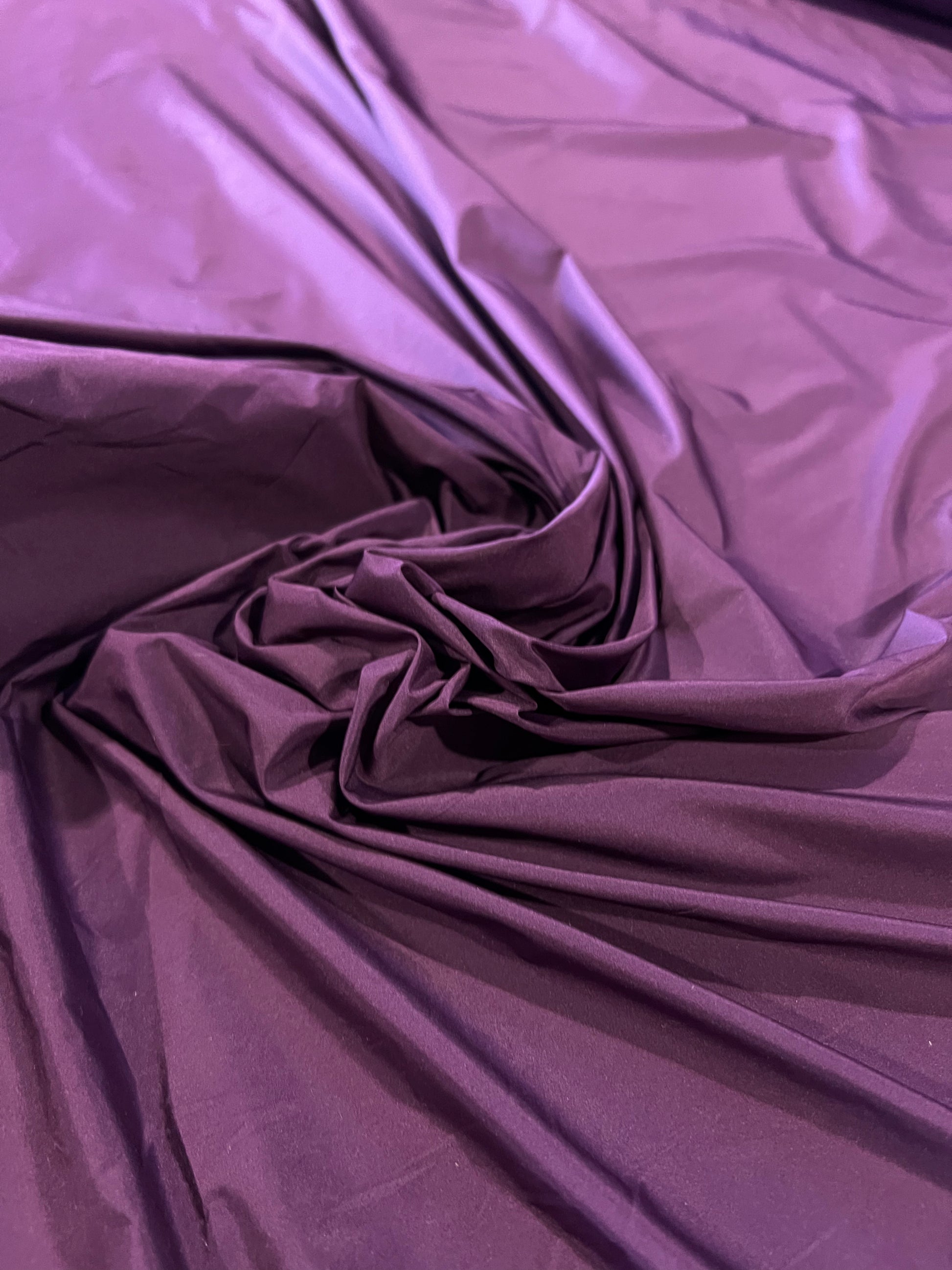 Light Taft 014 dark purple stretch – Wasted Fabrics