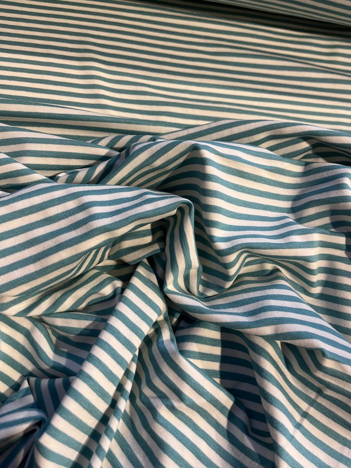 BASILE 047 viscose jersey stripes white/green – Wasted Fabrics