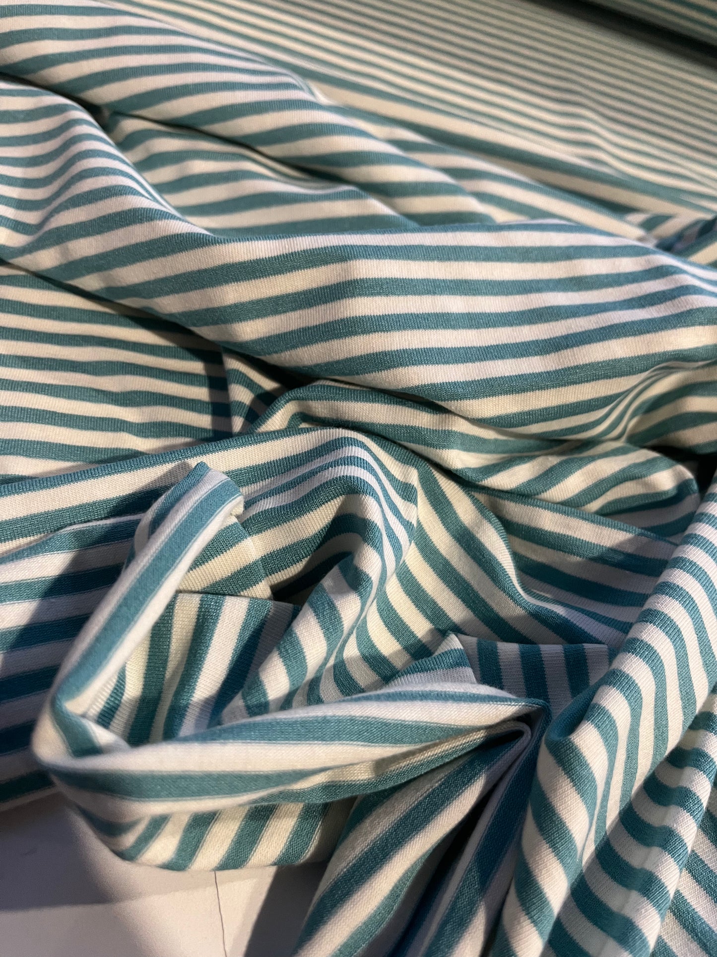 BASILE 047 viscose jersey stripes white/green – Wasted Fabrics